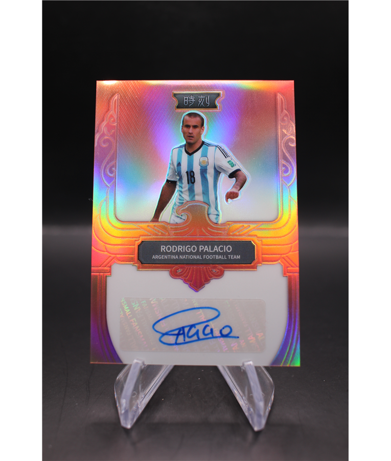 Rodrigo Palacio - Card Center